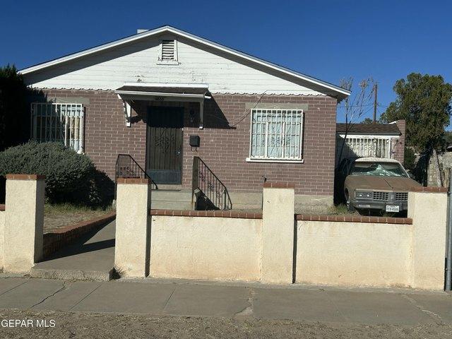 4633 LA Luz Ave, El Paso, TX 79903