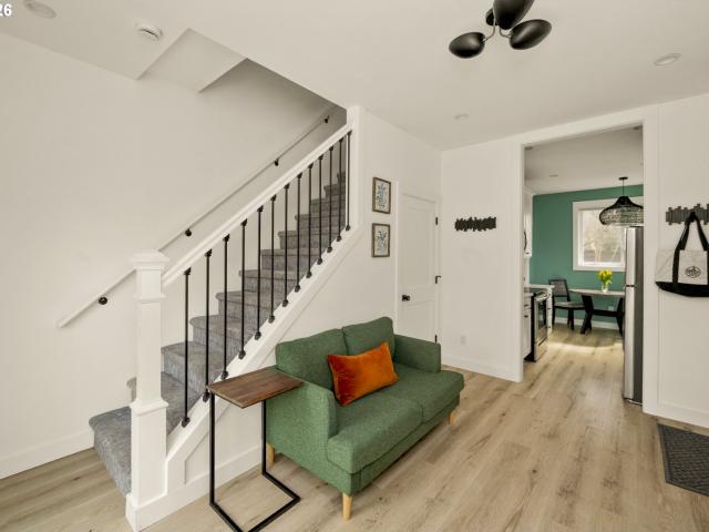4633 se 35th ave # c