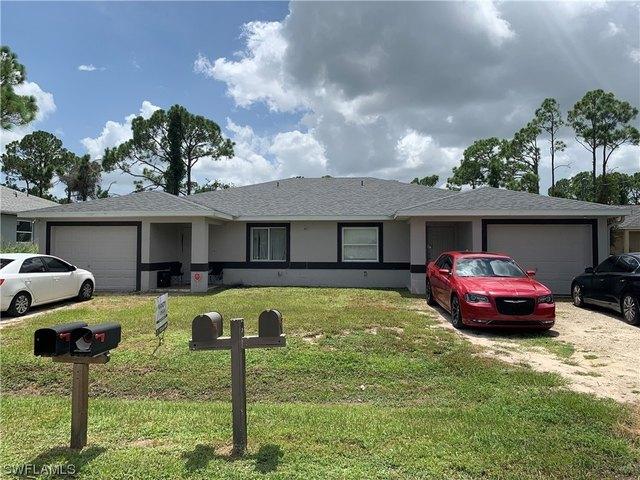 4633 463 th St SW, Lehigh Acres, FL 33973