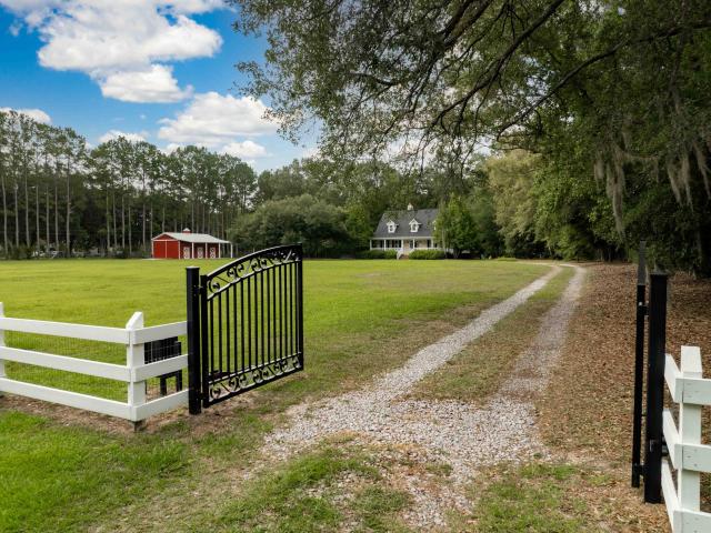 463 Campbell Road