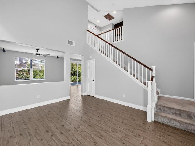 463 Blue Flax Ct