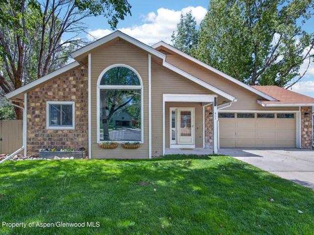 463 Palmetto Dr, New Castle, CO 81647