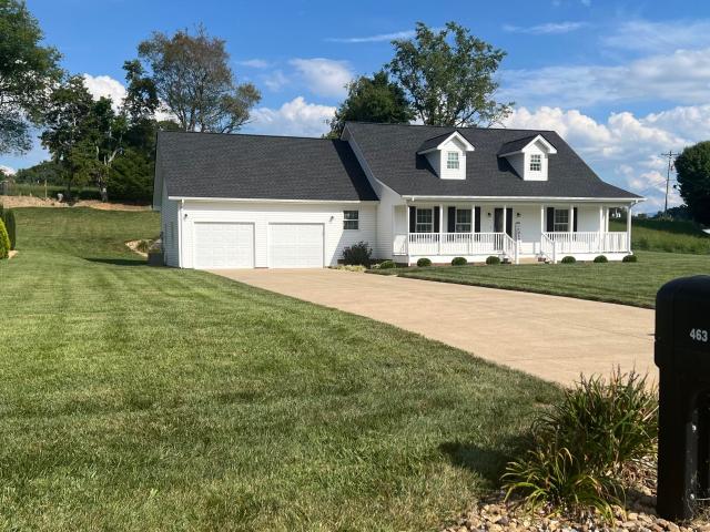 463 Pine Ridge Drive