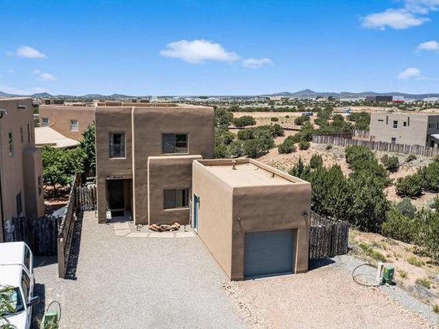 4644 Callejon Lechuza, Santa Fe, NM 87507