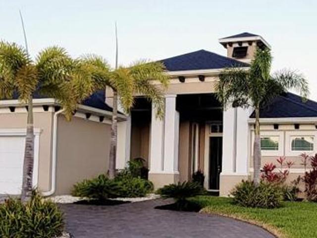 4644 Capri Ln, Melbourne, FL 32935