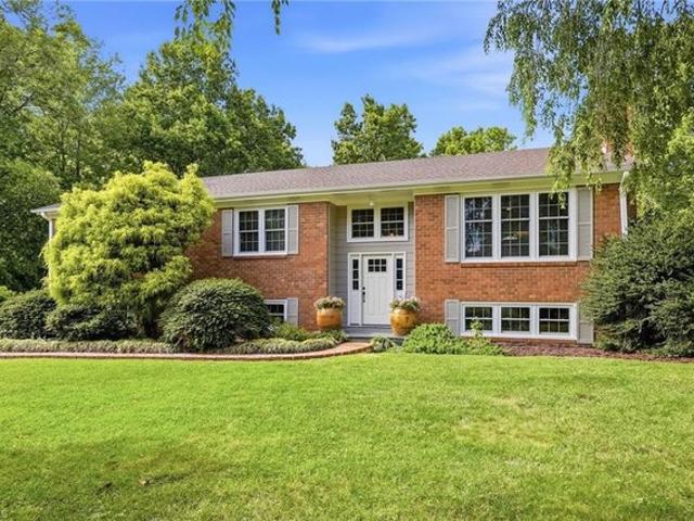 4645 Birgeheath Rd, Kernersville, NC 27284