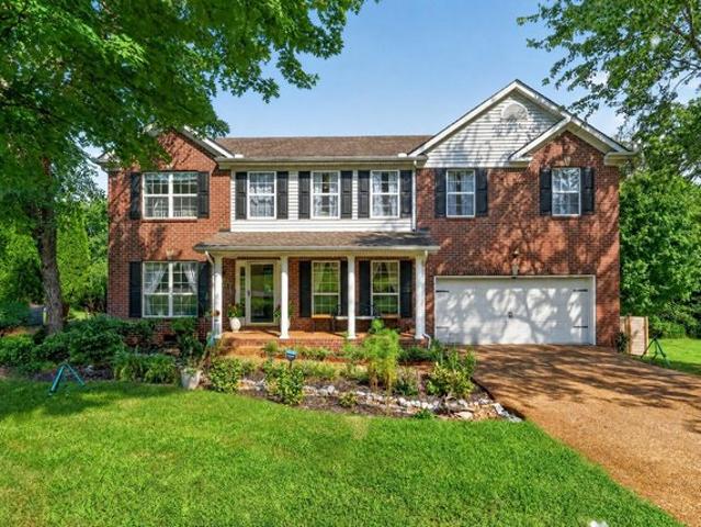 4645 Brown Leaf Dr, Old Hickory, TN 37138