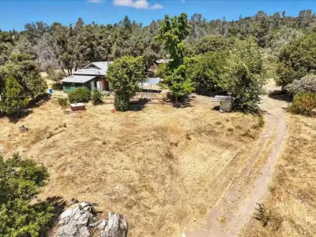 46467 BISSETT STATION RD, AHWAHNEE, CA 93601