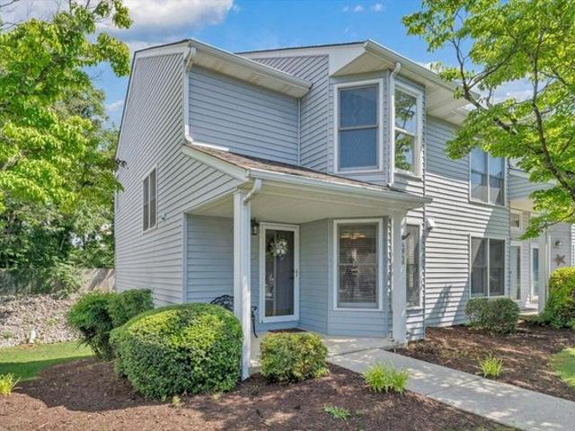 4646 Mill View Ct, Roanoke, VA 24018