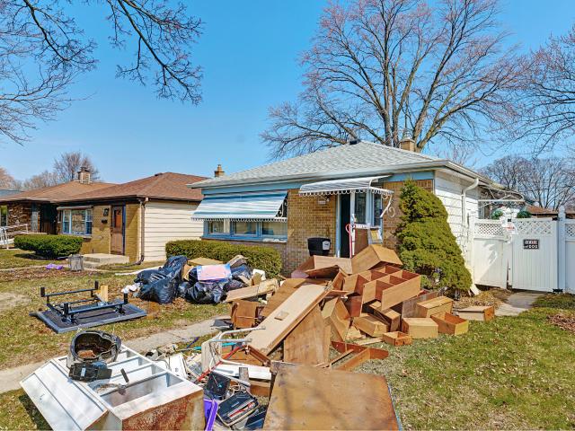 4646 N 72nd St