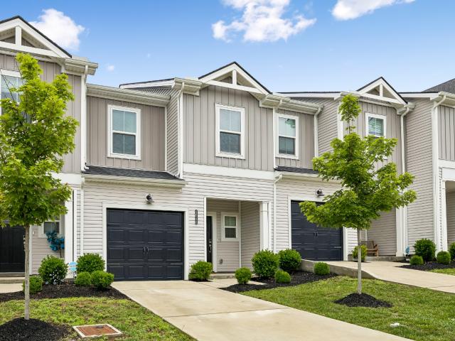 4646 Ridge Bend Dr