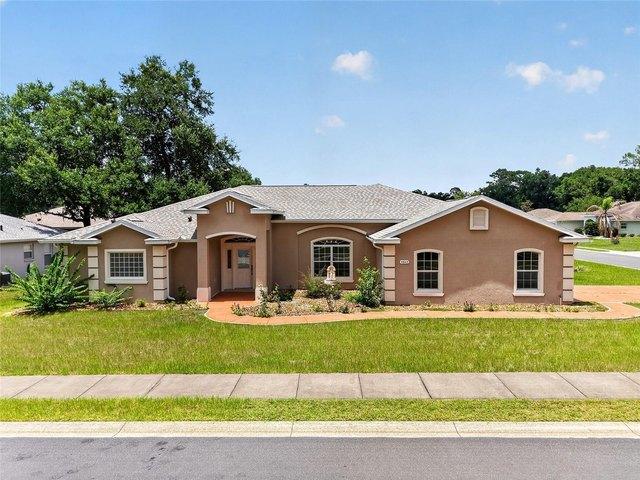 4647 NE 15th St, Ocala, FL 34470