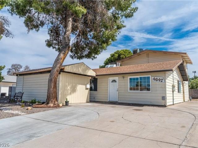 4647 Bennett Dr, Las Vegas, NV 89121