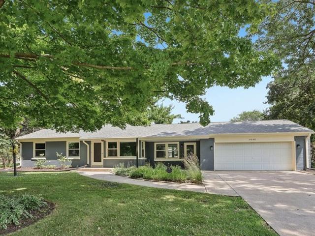4640 N 149th St, Brookfield, WI 53005