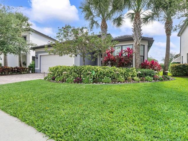 4640 Pinehurst Trl E, Fort Lauderdale, FL 33309