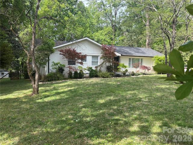 4640 Town and Country Dr, Charlotte, NC 28226 | MLS #4367 | Compass