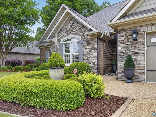 4641 Laura Lane