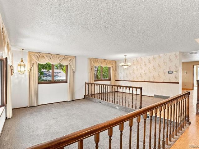 4641 W 108th Place