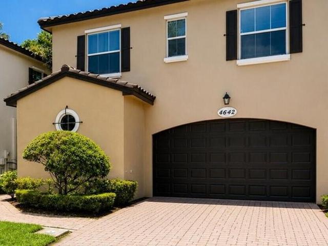 4642 Mediterranean Cir Unit 4642, Palm Beach Gardens, FL 33418