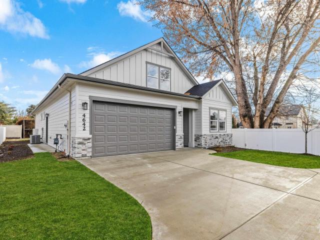 4642 N Maple Grove Rd, Boise, ID 83704 | MLS #98974 | Compass
