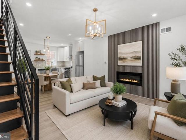 4642 Hurley St, Philadelphia, PA 19120