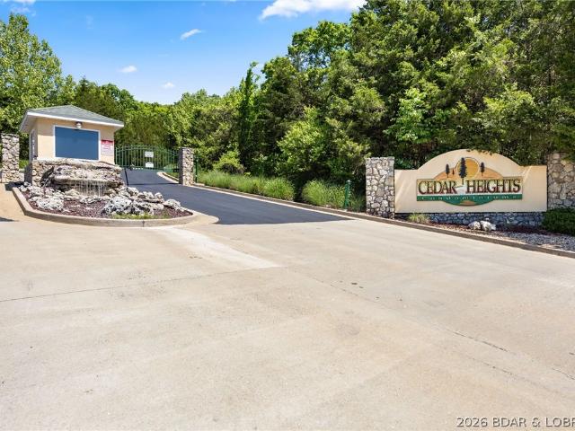 464 Cedar Heights Drive 3C