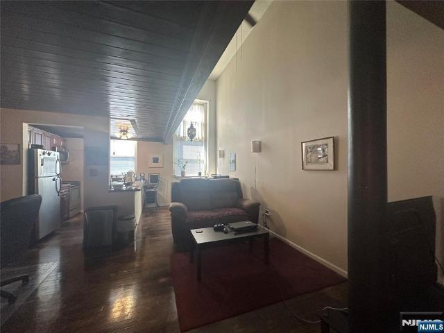 464 Central Avenue # B9