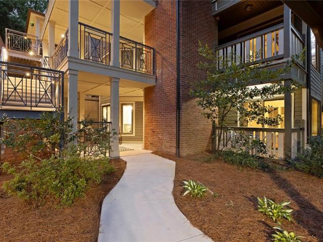 464 Ansley Walk Terrace NE