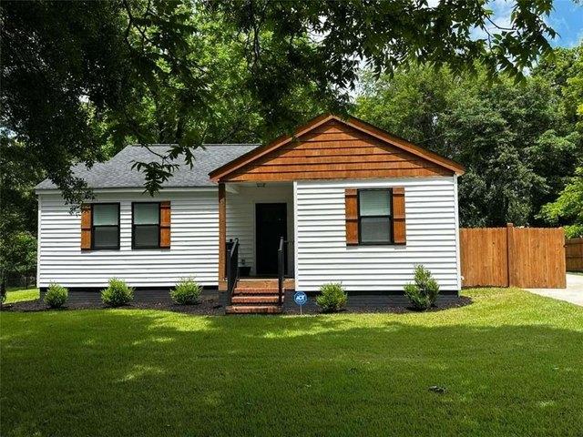 464 Adamson Ave, Carrollton, GA 30117