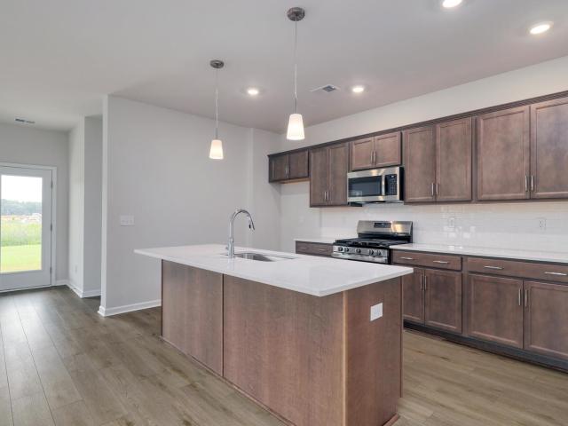 464 Atamasco Ct