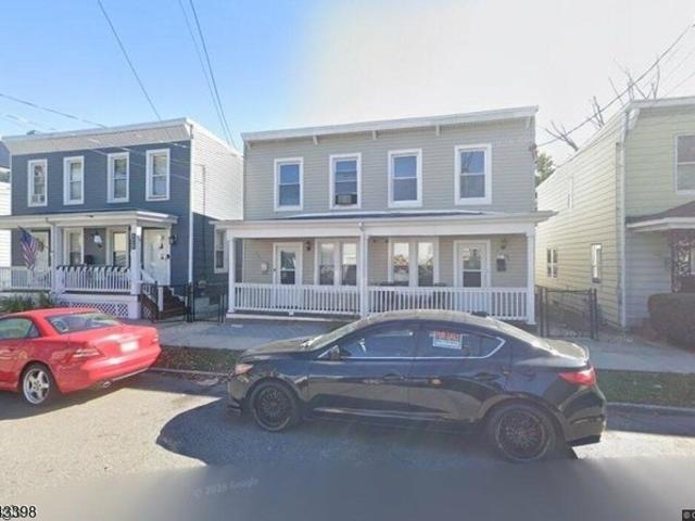 464 Division St, Perth Amboy, NJ 08861
