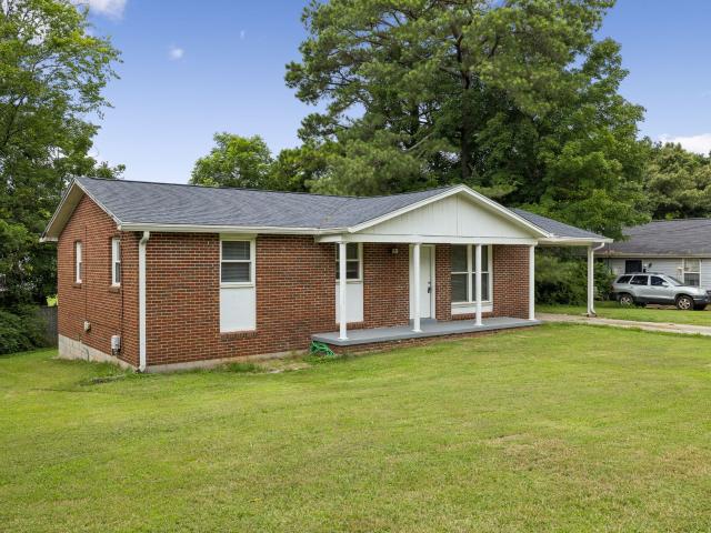 464 E Thompkins Ln