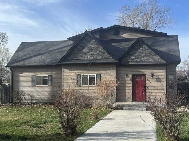 464 E Alice St, Blackfoot, ID 83221