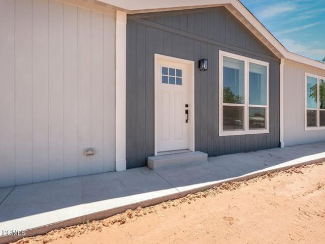 464 E Jessop Ave, Hildale, UT 84784