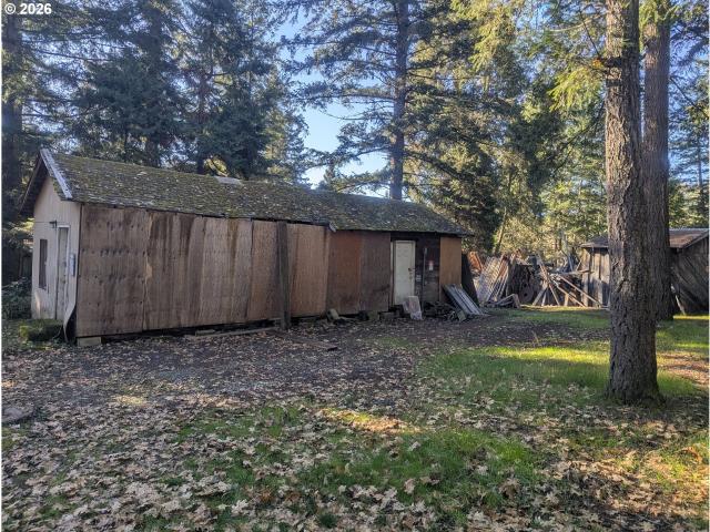 464 lou gray dr