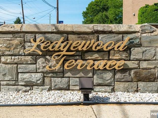 464 Liberty St Unit 106, Little Ferry, NJ 07643