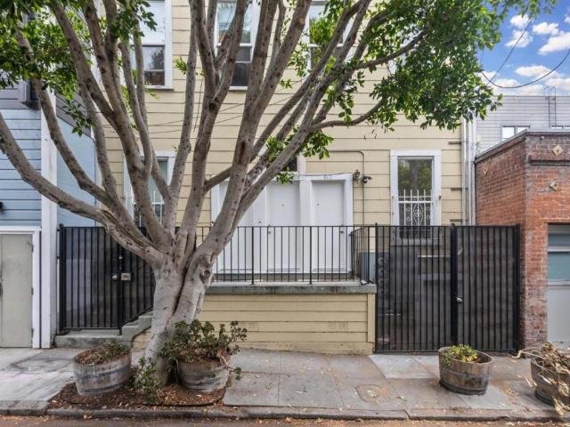 464 Linden Street