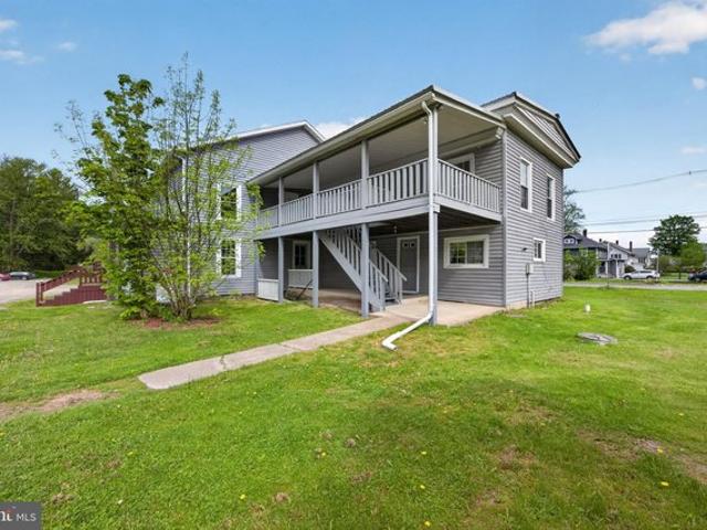464 Main St, New Milford, PA 18834
