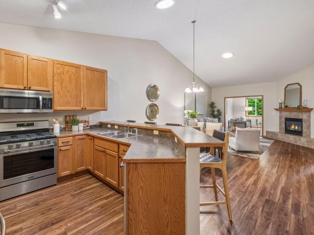 464 Meadow Lane