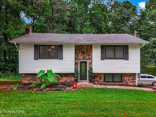 464 Norris Dr, Tazewell, TN 37879
