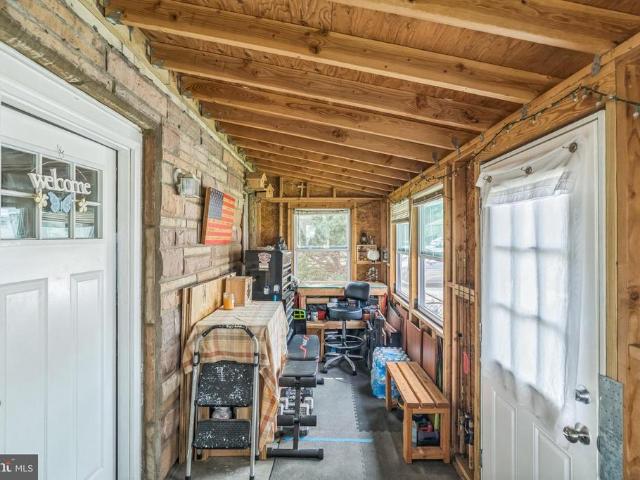 464 S Andrews Avenue