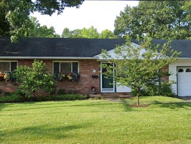 464 Quan Ave, Kirkwood, MO 63122