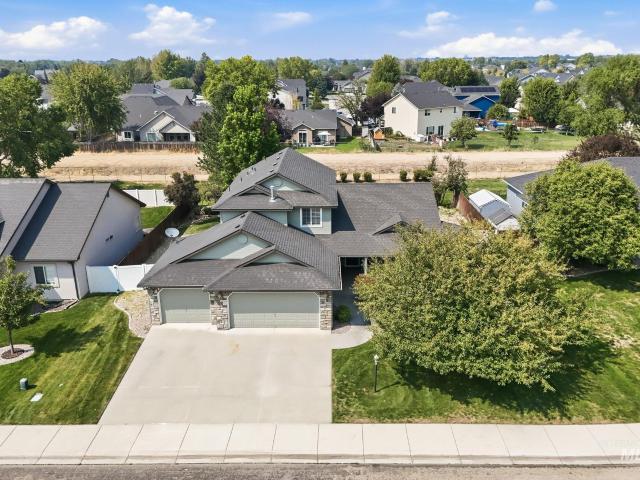 464 W Anton Dr