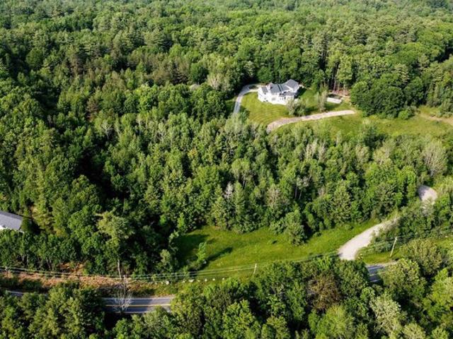 464 Wadleigh Falls Rd, Newmarket, NH 03857