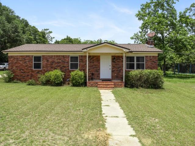 464 Tall Pines Rd, Cantonment, FL 32533