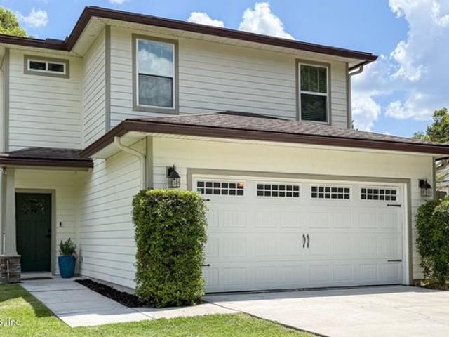 4654 Attleboro St, Jacksonville, FL 32205