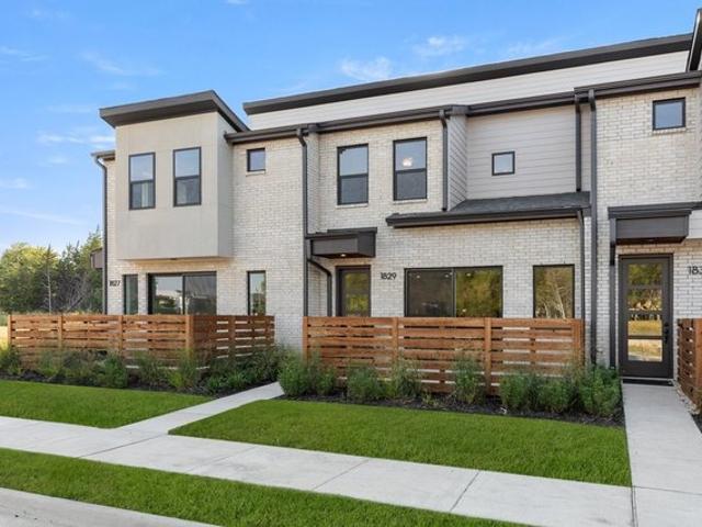 4654 White Buffalo Trl, Oak Point, TX 75068