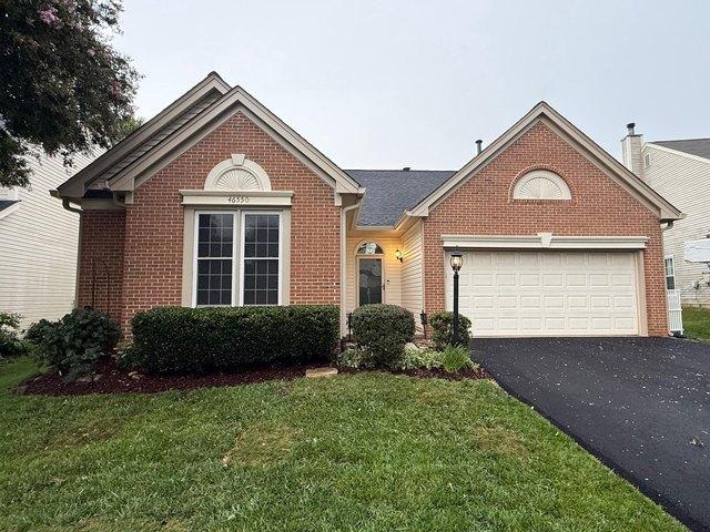 46550 Cedarhurst Dr, Sterling, VA 20165