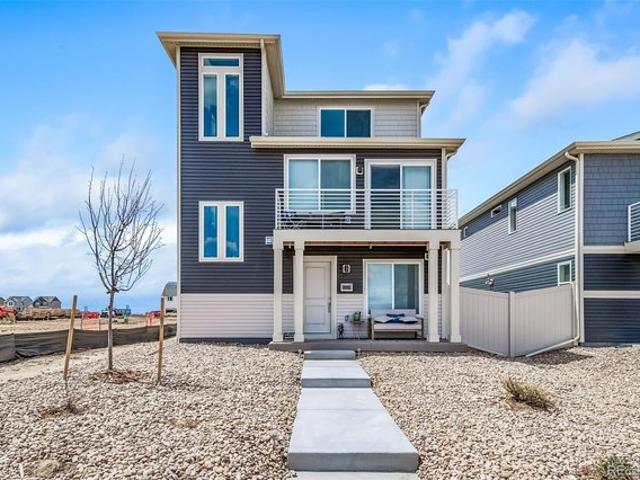 46562 Gold Prairie Dr, Bennett, CO 80102