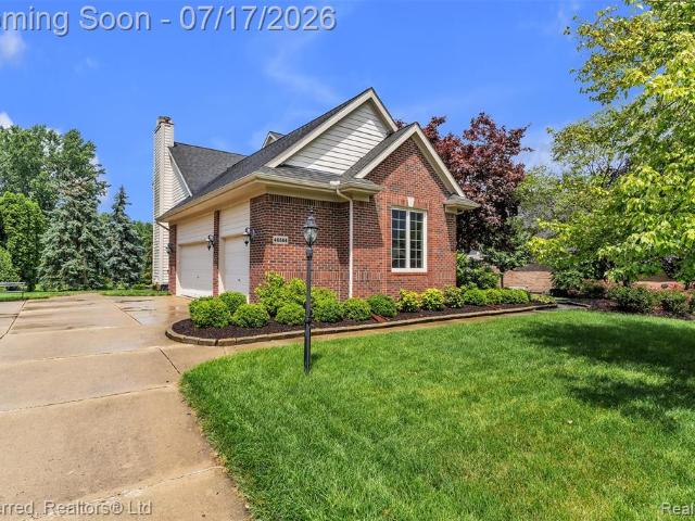 46564 Southview Lane